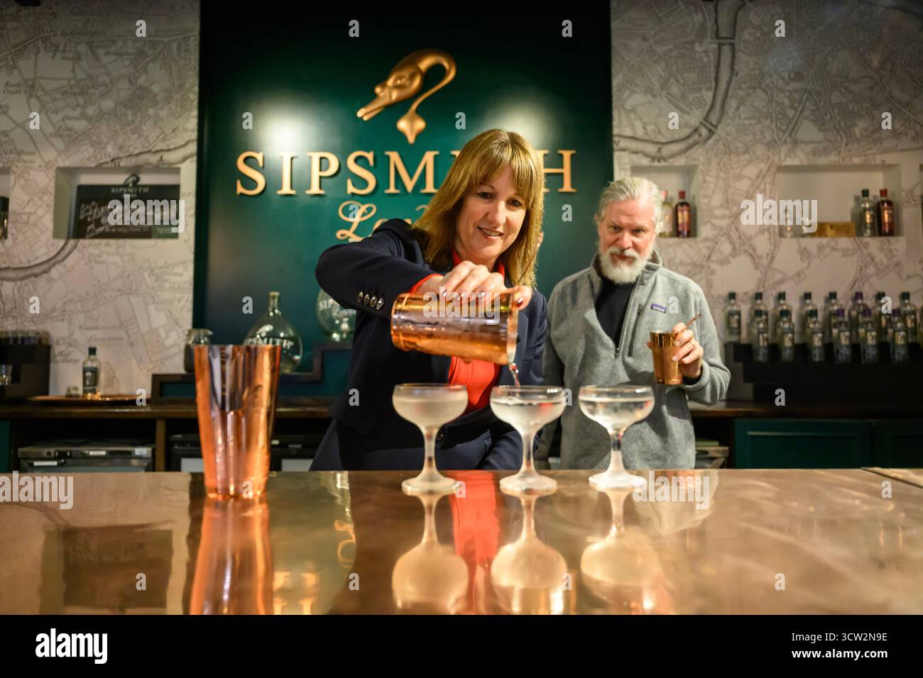 Chancellor of Exchequer Rachel Reeves mixing a gin with co-founder and Sipsmith's Master ...