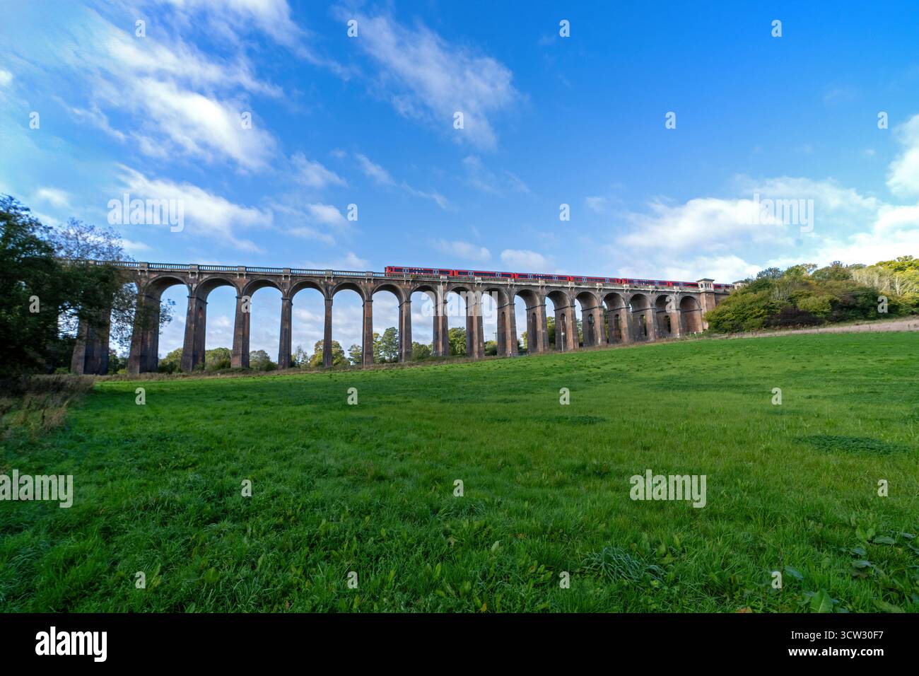 Southern trains sussex hi-res stock photography and images - Alamy