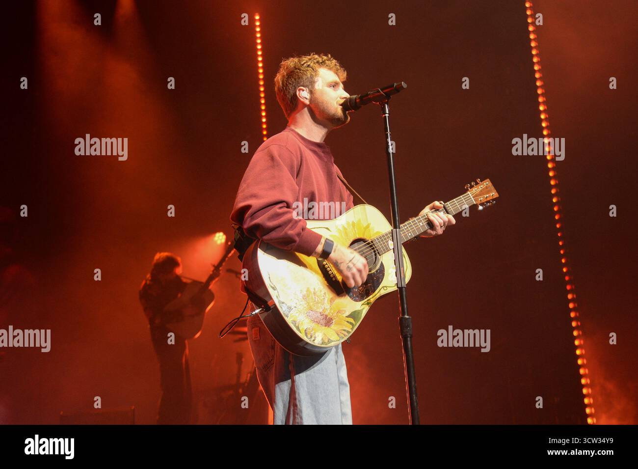 Alex warren singer hi-res stock photography and images - Alamy