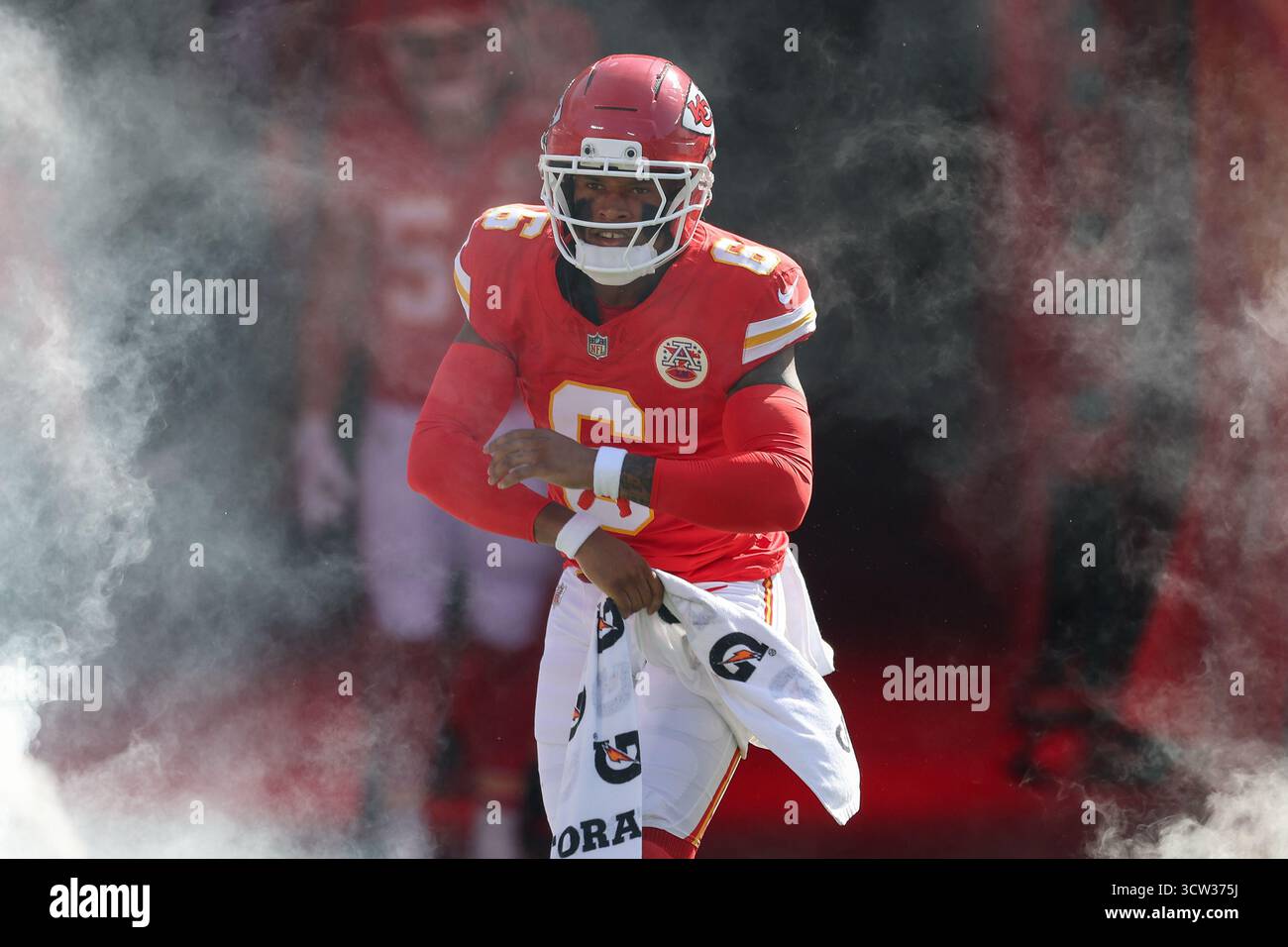 Kansas City, MO, USA. 28th Sep, 2025. Kansas City Chiefs safety Bryan ...