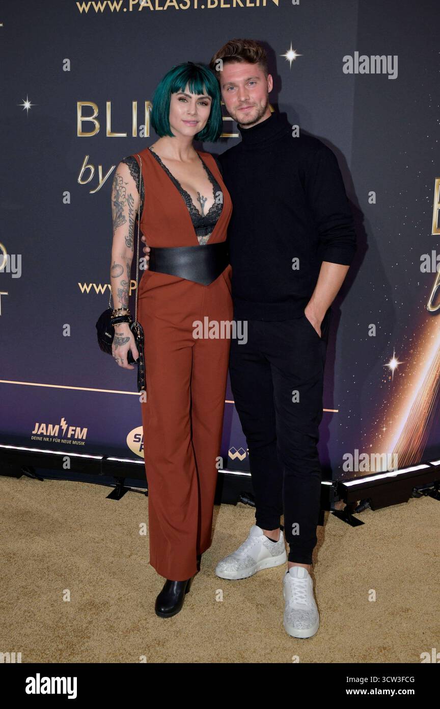 Isabella Franke und Marc Zimmermann bei der Weltpremiere der Blinded by ...