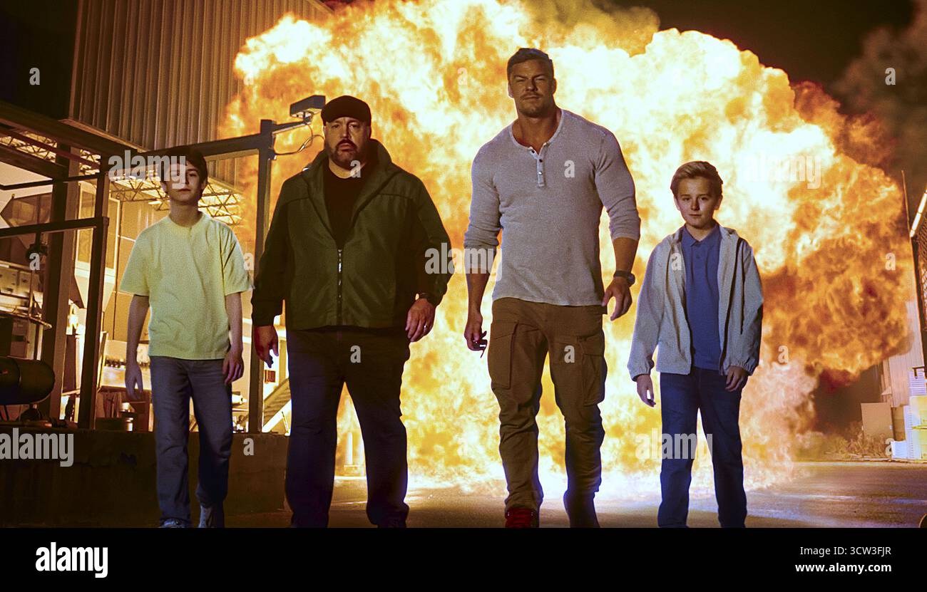 Kevin james playdate hi-res stock photography and images - Alamy