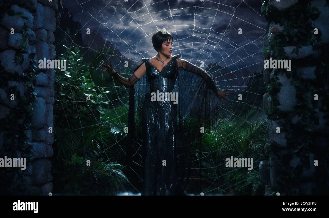 Jennifer lopez kiss 2025 hi-res stock photography and images - Alamy