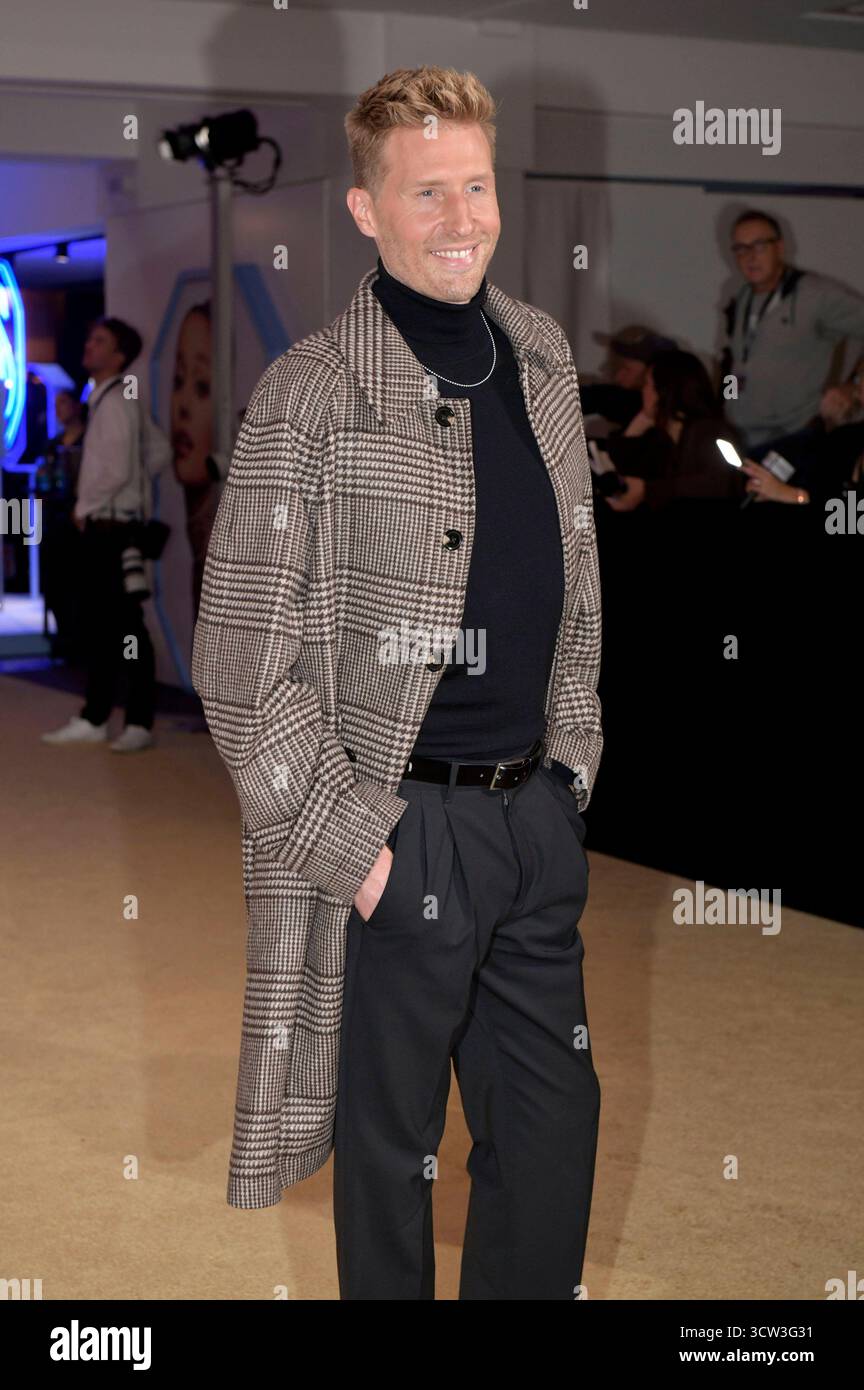Maxi Arland bei der Weltpremiere der Blinded by Delight Grand Show 2025 ...