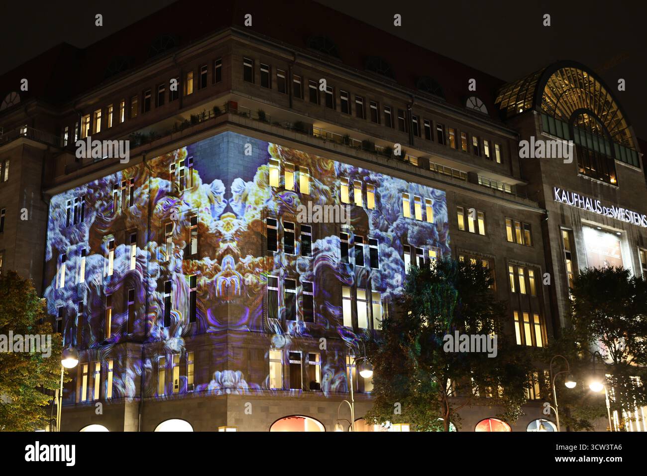 10/09/2025, Berlin, Germany.Illumination at the KADEWE. 21st BERLIN ...