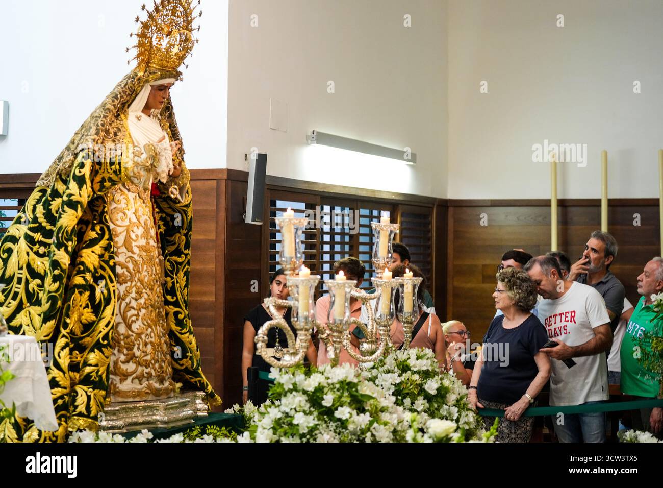 Images of Our Lady of Hope of Triana in the Parish of St. Pius X during ...