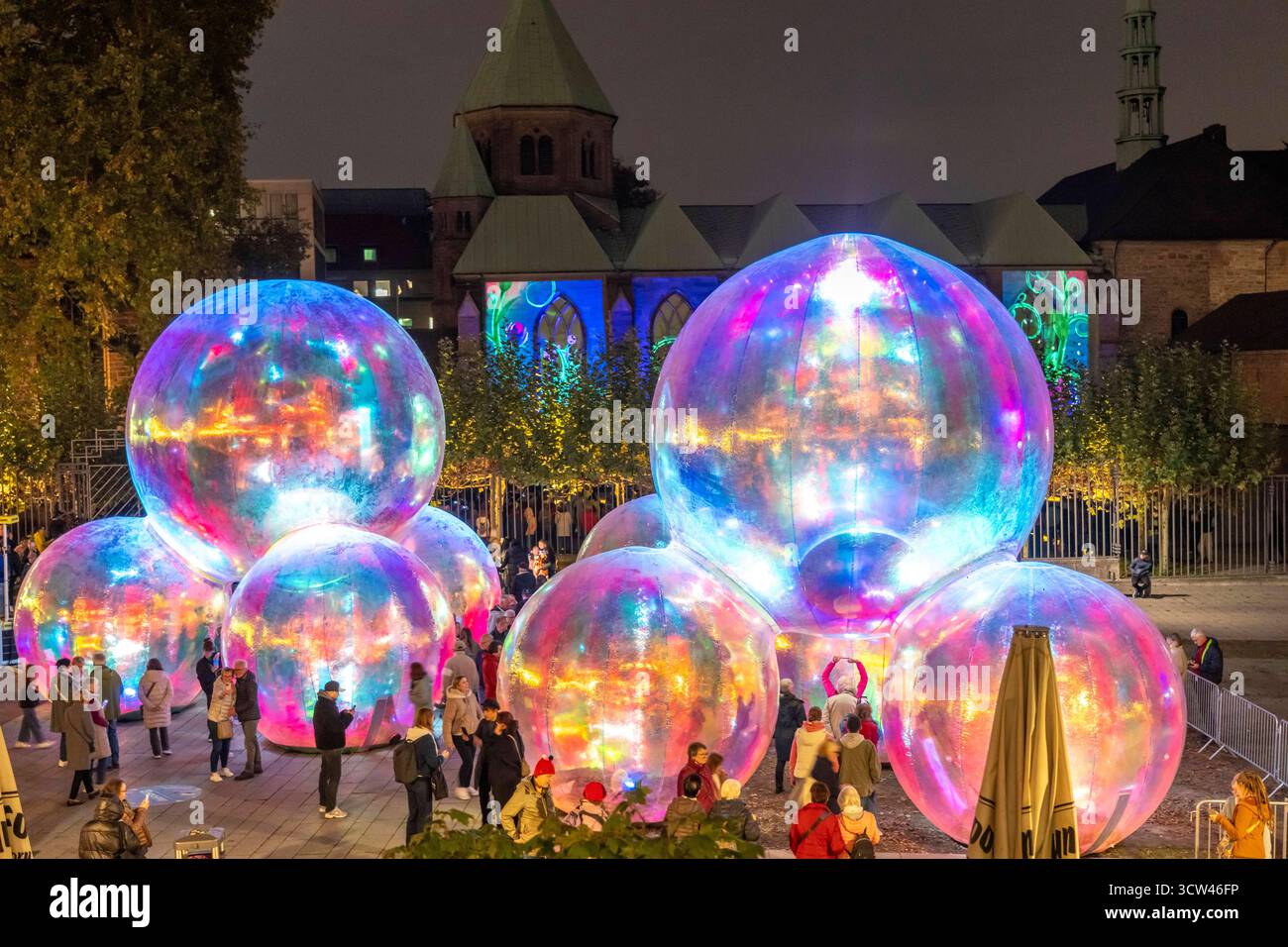 Das 10. Essen Light Festival, in der Innenstadt, zweitgrößte Lichtkunstfestival in Deutschland ...