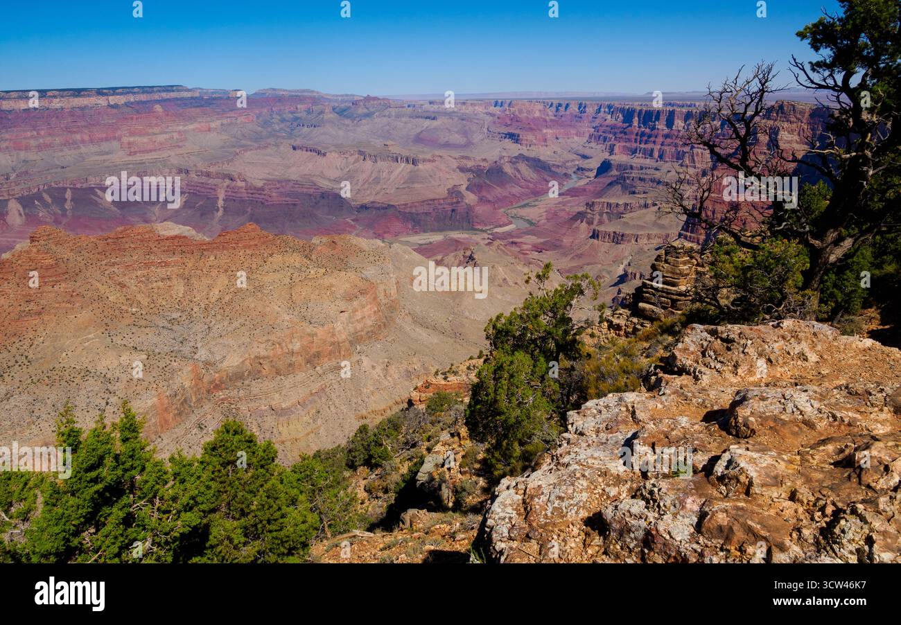 Grand Canyon viewpoint, Desert View Watch Tower, Grand Canyon, Arizona ...