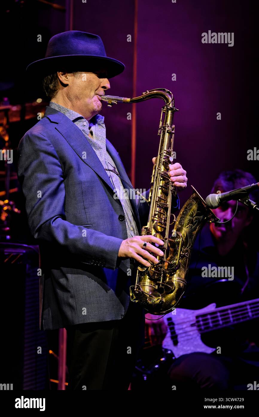 Royal Theatre, Madrid, Spain. 09th Oct, 2025. Live concert by Estrella ...