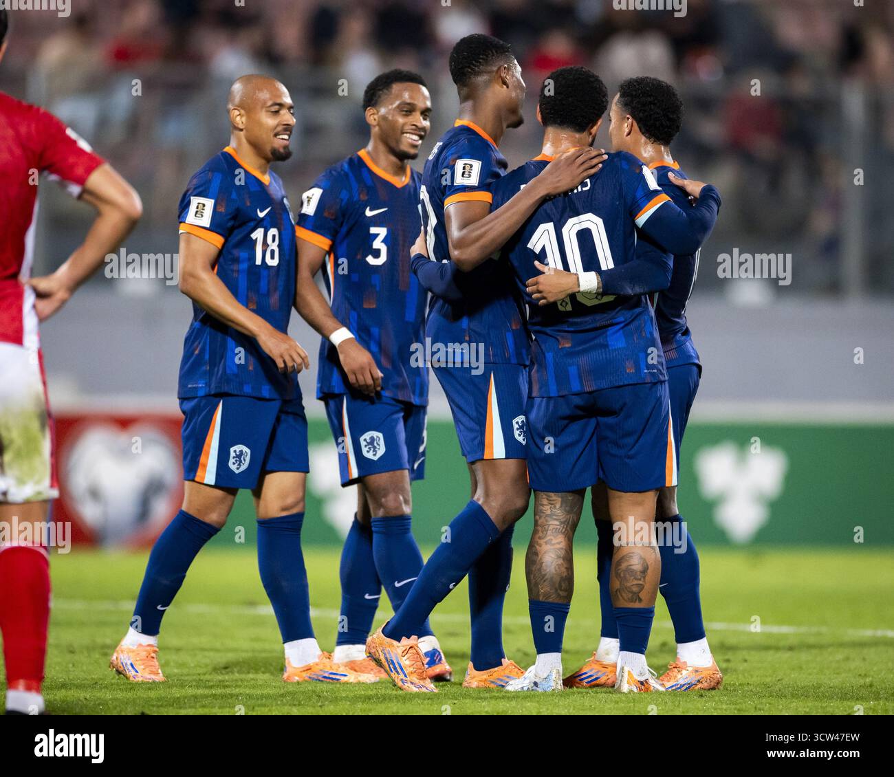ATTARD - (l-r) Donyell Malen of the Netherlands, Jurriën Timber of the ...
