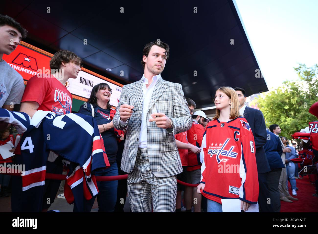 Washington Capitals left wing Anthony Beauvillier walks the red carpet ...