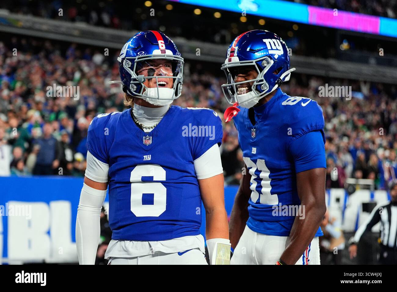 New York Giants' Jaxson Dart, left, and Beaux Collins celebrate after ...