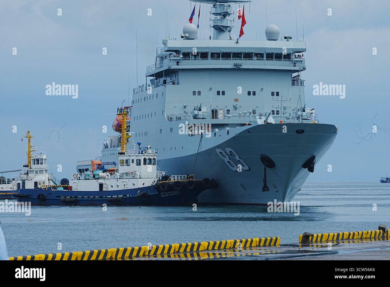 Chinese warship Qijiguang arrives at a commercial port in Sihanoukville ...
