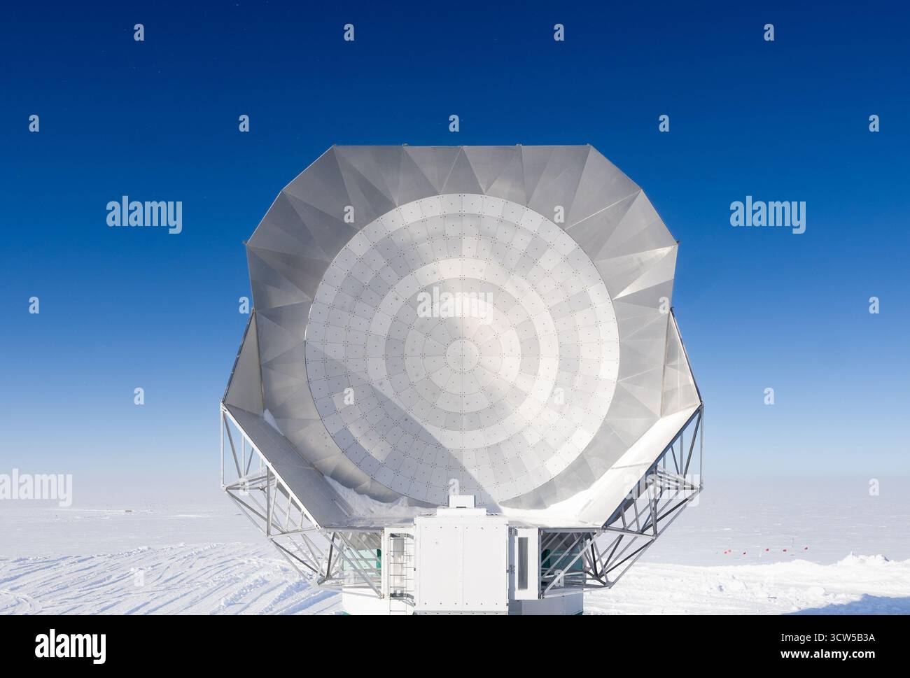 South Pole Telescope Measuring Cosmic Microwave Background Near