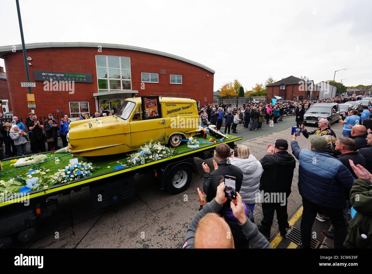Ricky Hatton's three-wheeled Reliant Robin famed by Only Fools and ...