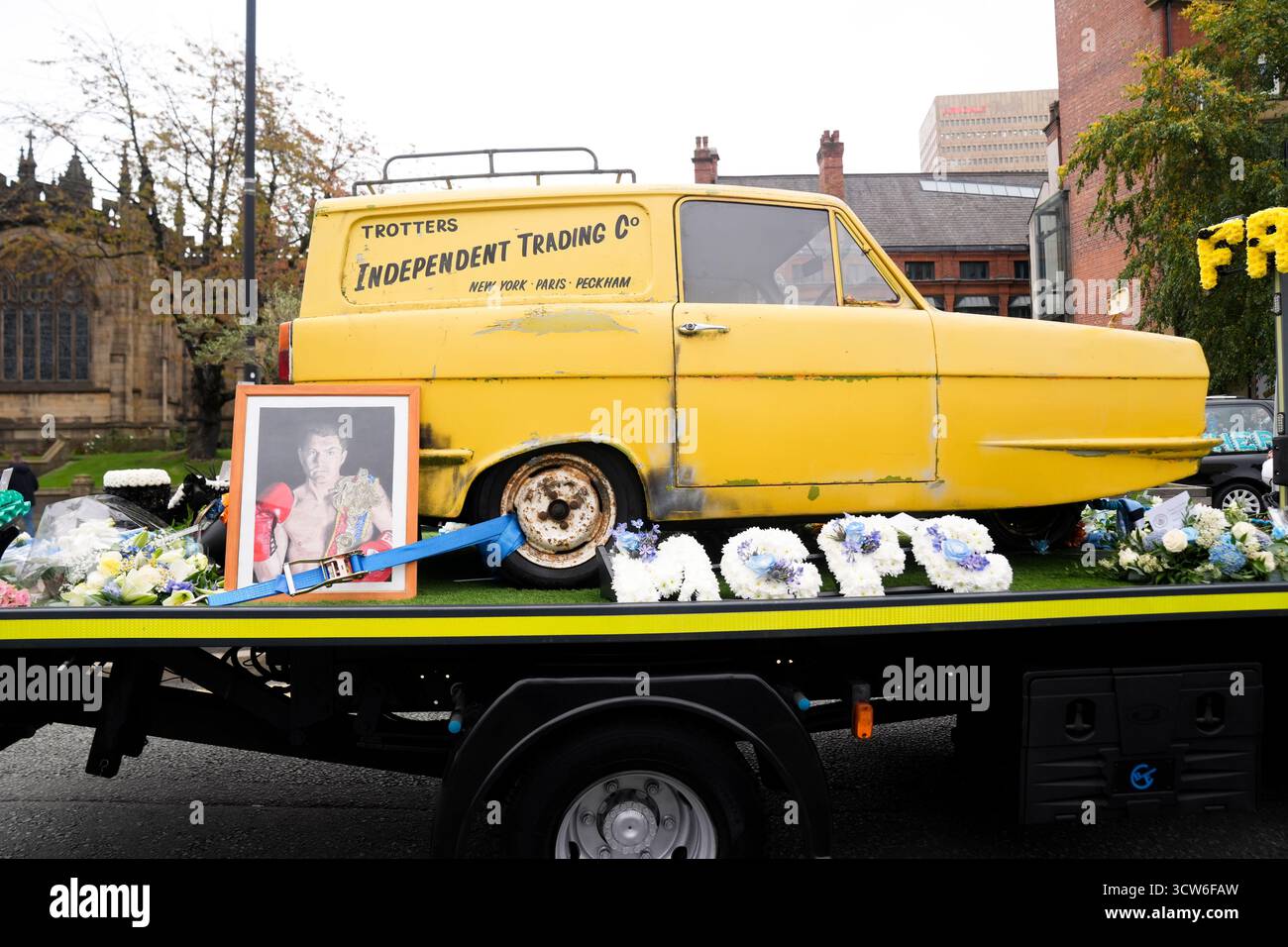 Ricky Hatton's three-wheeled Reliant Robin famed by Only Fools and ...