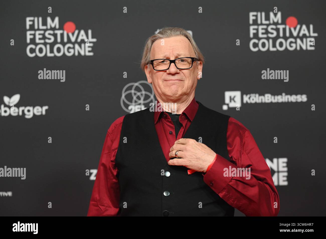 Schauspieler Hannes Hellmann kommt zur Eröffnung des Film Festival ...