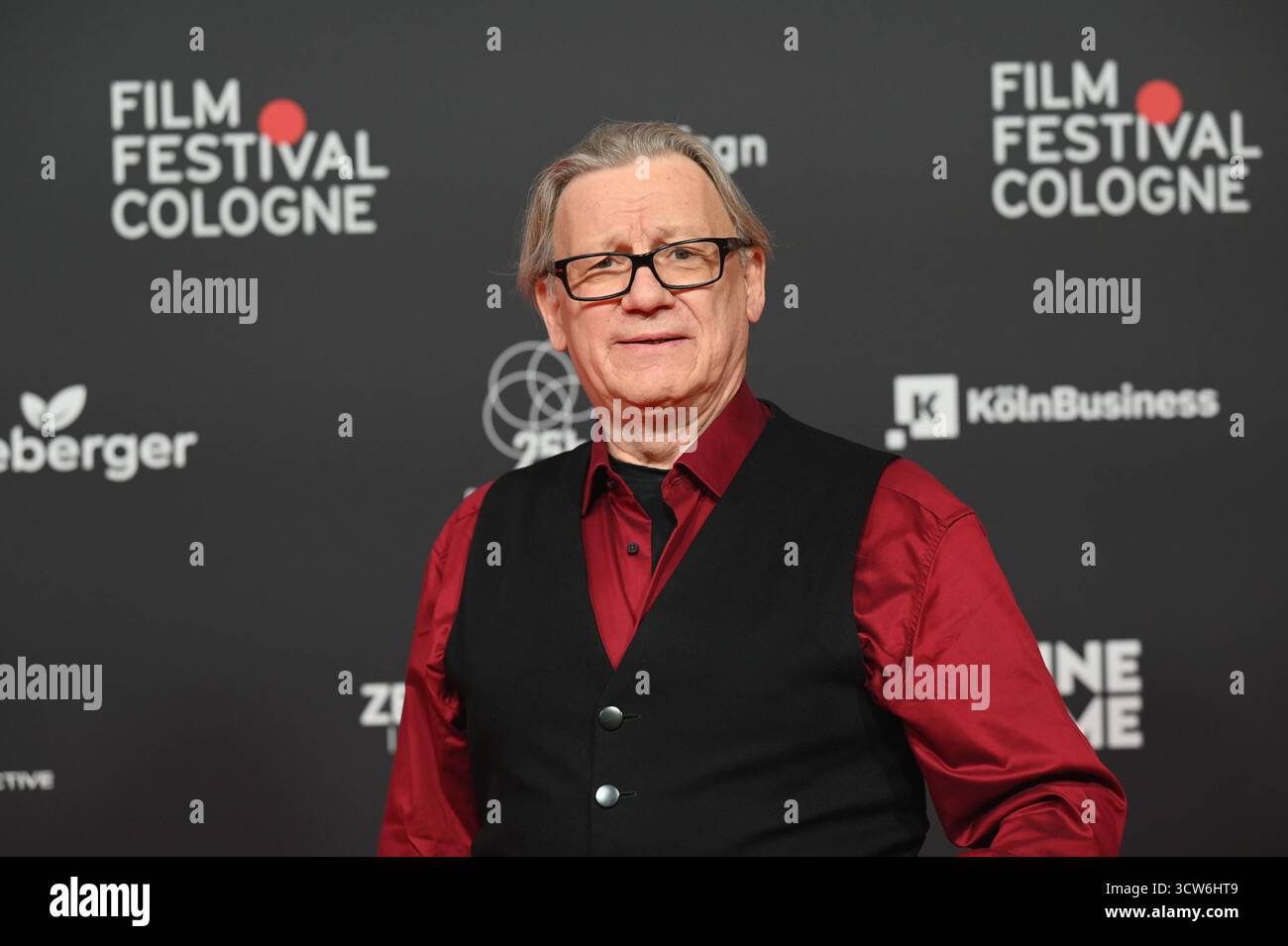 Schauspieler Hannes Hellmann kommt zur Eröffnung des Film Festival ...