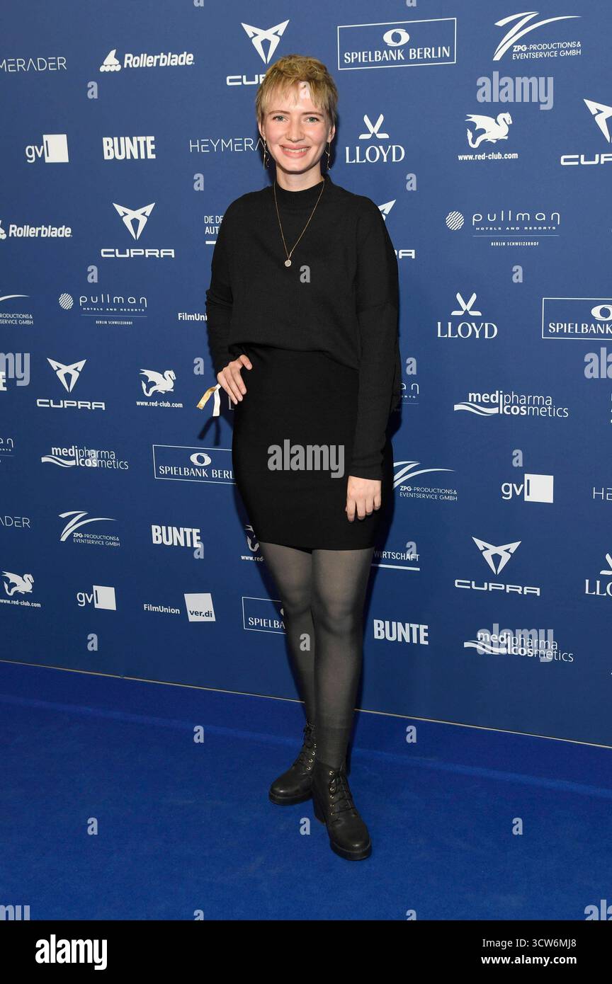 Zoe Valks bei der Verleihung des Deutschen Schauspielpreises 2025 im ...
