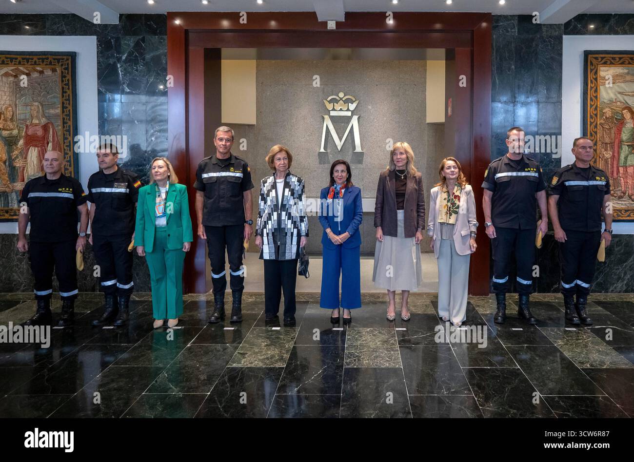(L-R) The Secretary of State for Defense, María Amparo Valcarce García ...