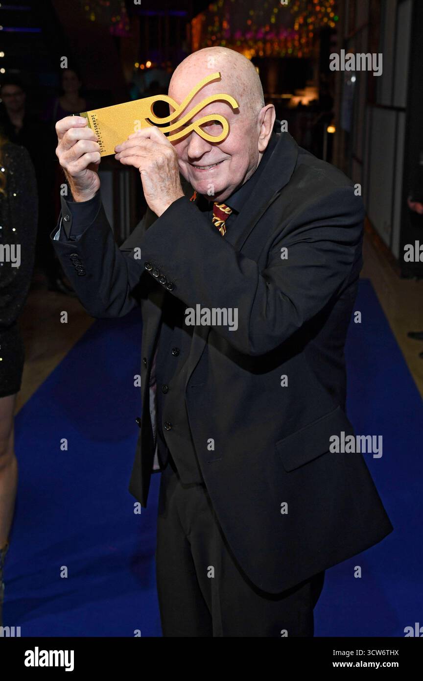 Lutz Mackensy bei der Verleihung des Deutschen Schauspielpreises 2025 ...