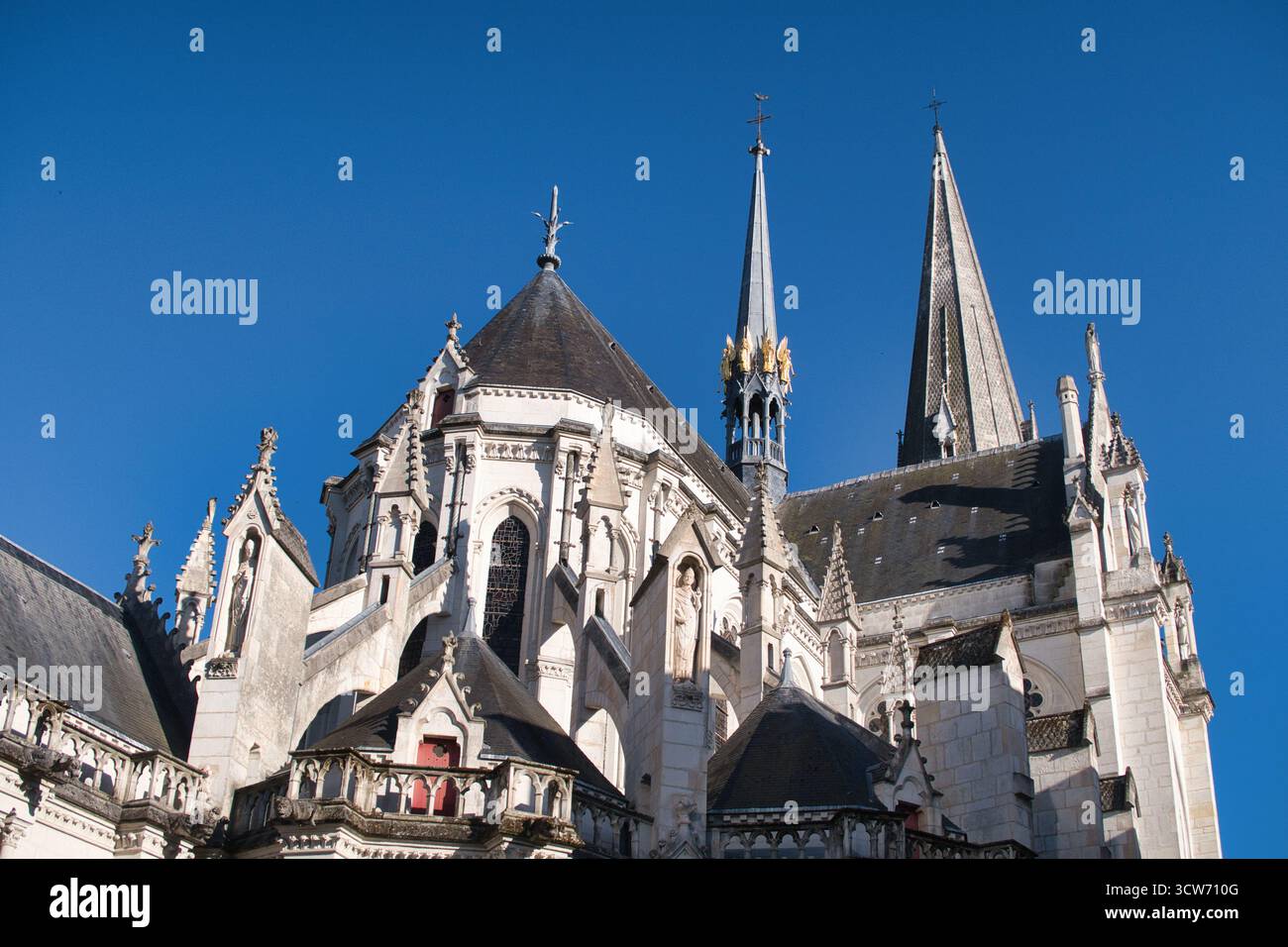 Gothic Cathedral Spires and Apse Detail - Ornate Gothic cathedral ...