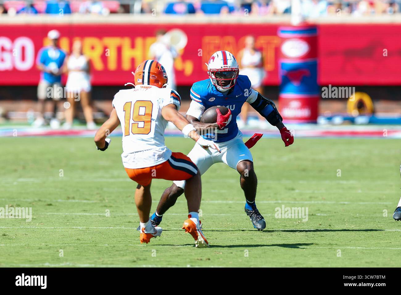 DALLAS, TX - October 04: SMU Mustangs wide receiver Jordan Hudson (#2 ...