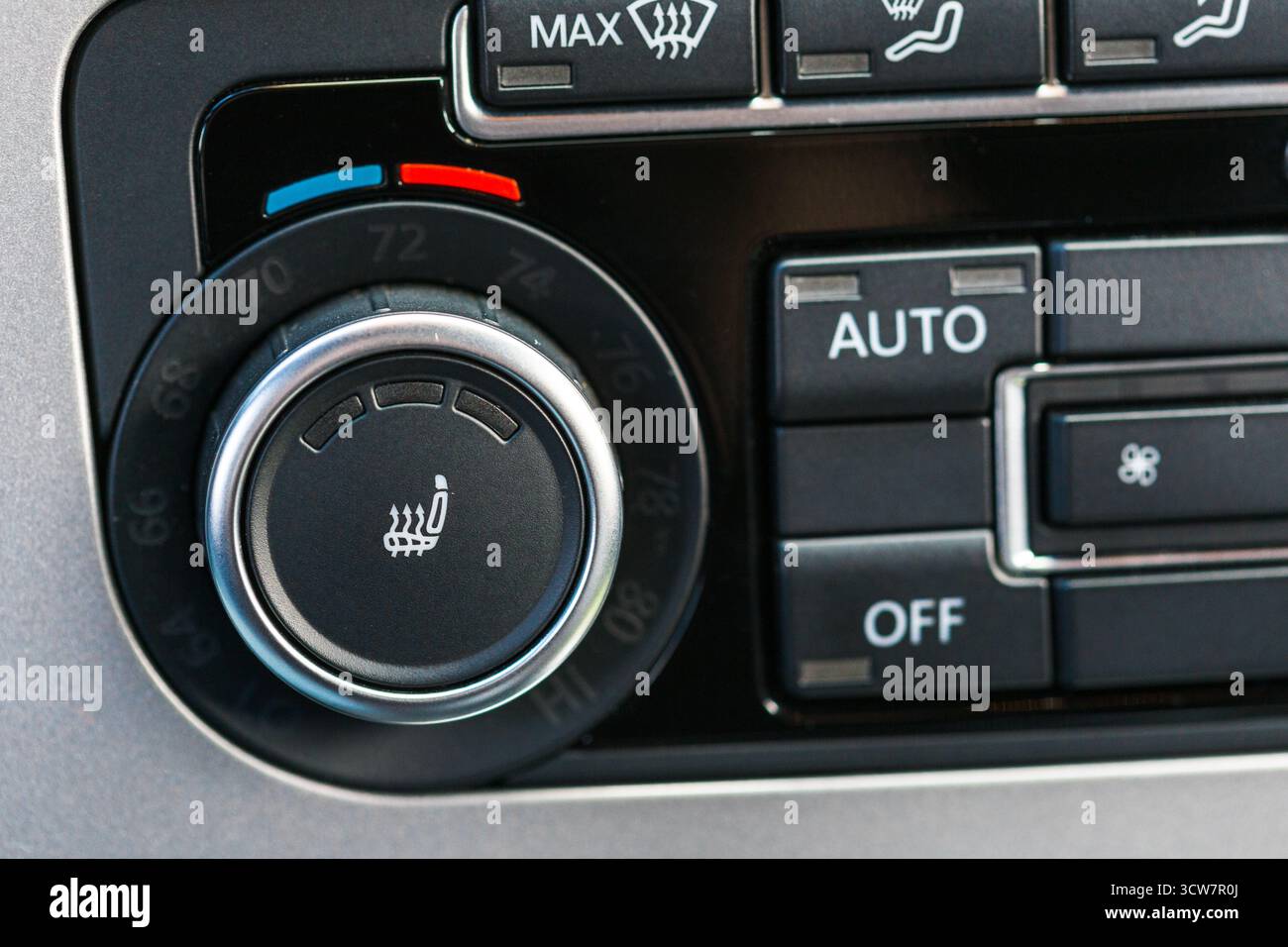 Car air conditioning unit hi-res stock photography and images - Alamy