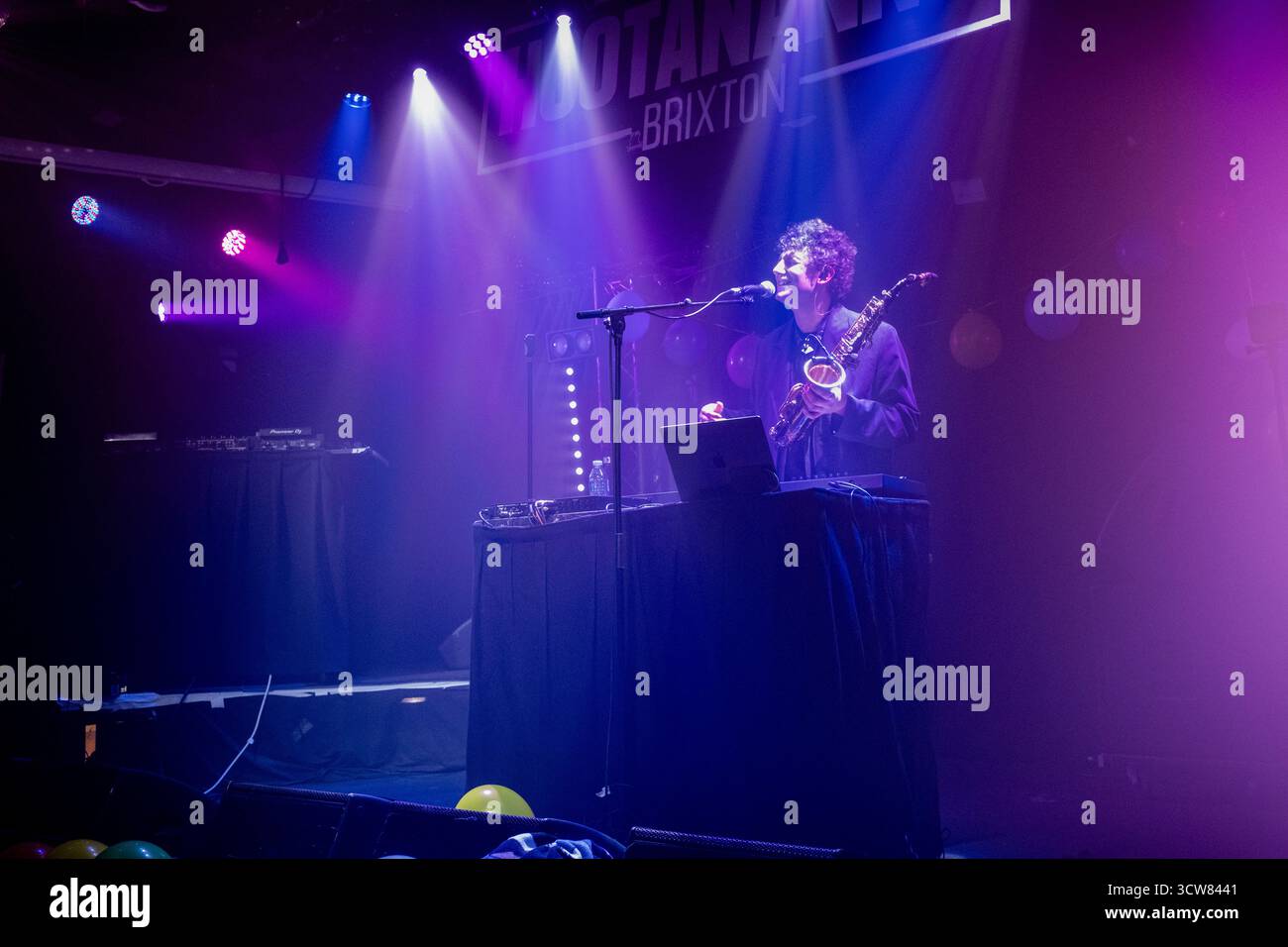 Alex Bone performing on stage at Hootananny Brixton. October 9th Stock ...