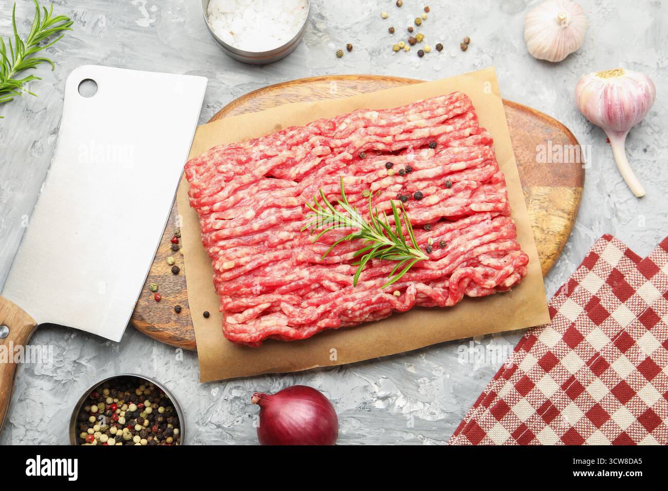 Cleaver chop raw pork minced hi-res stock photography and images - Alamy