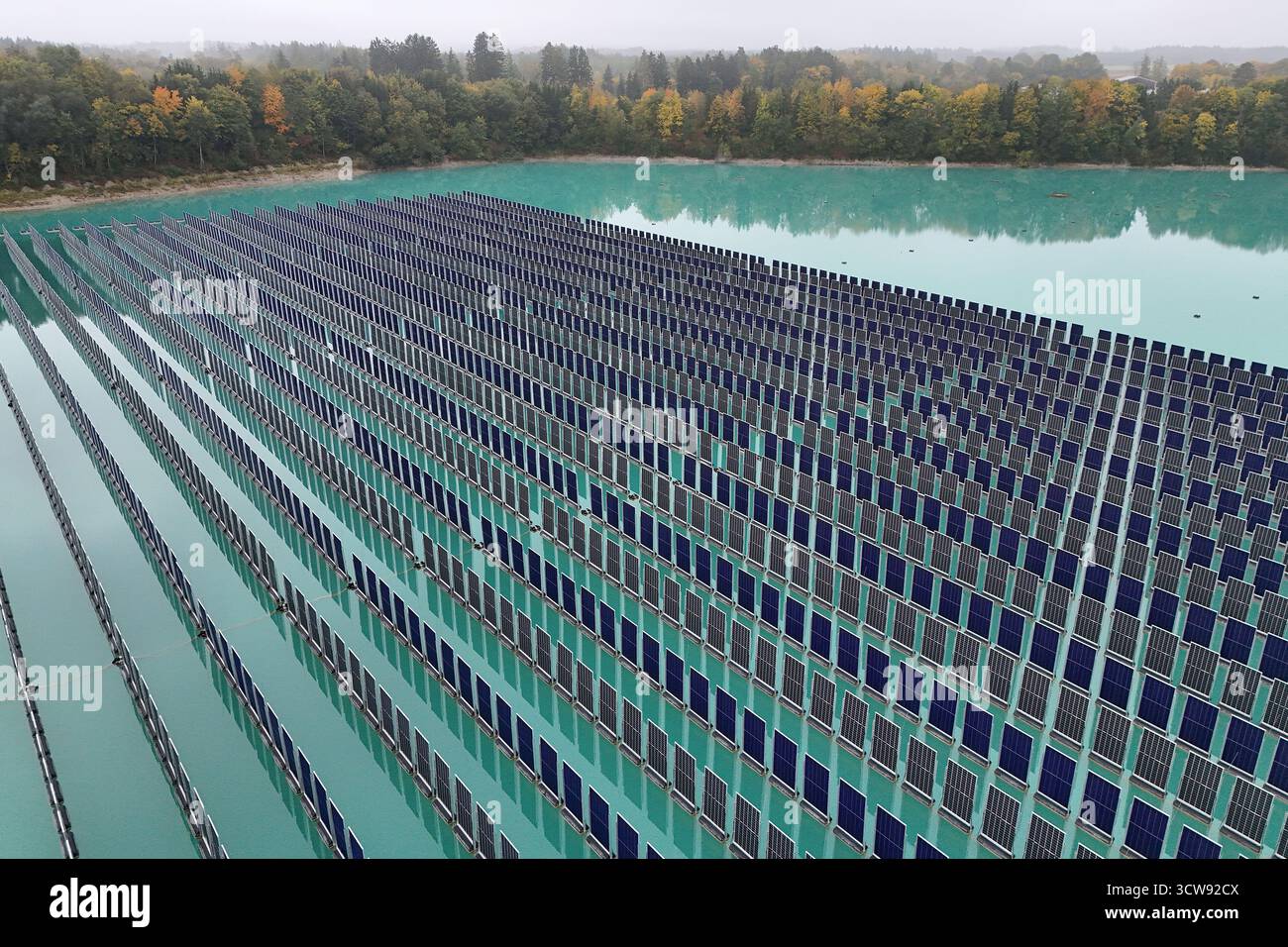 World premiere in Bavaria: Commissioning of the SKipp floating PV ...