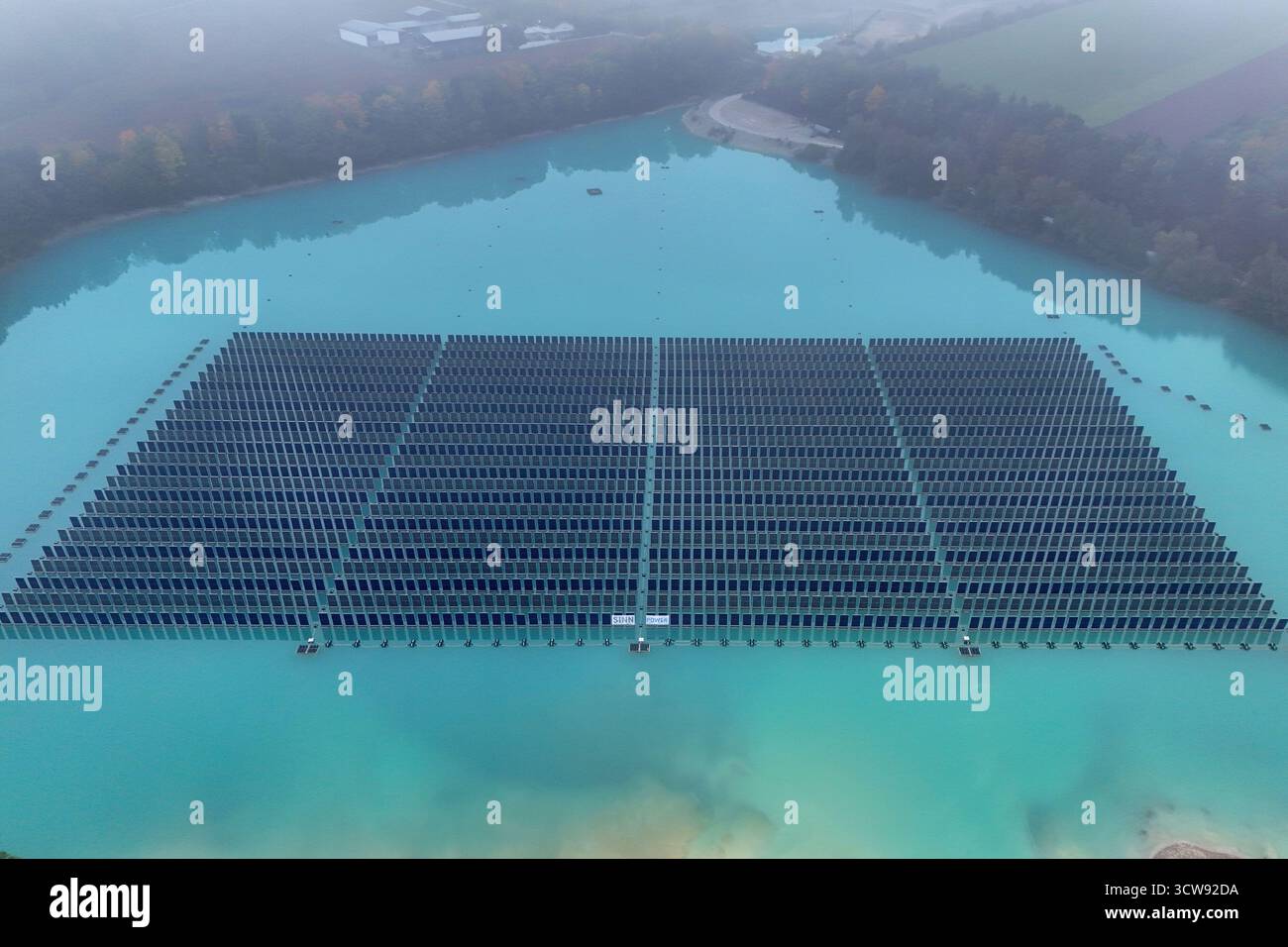 World premiere in Bavaria: Commissioning of the SKipp floating PV ...