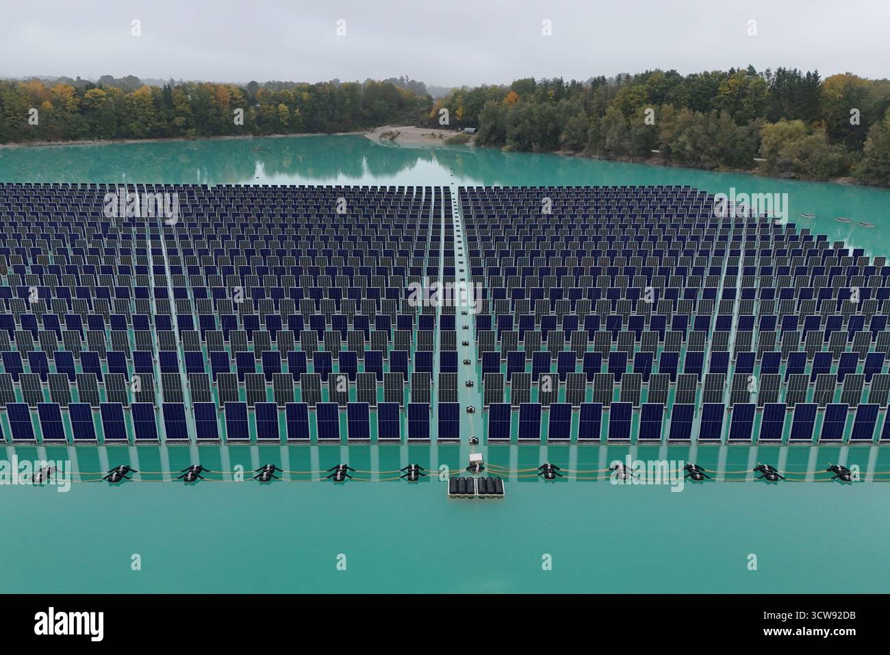 World premiere in Bavaria: Commissioning of the SKipp floating PV ...