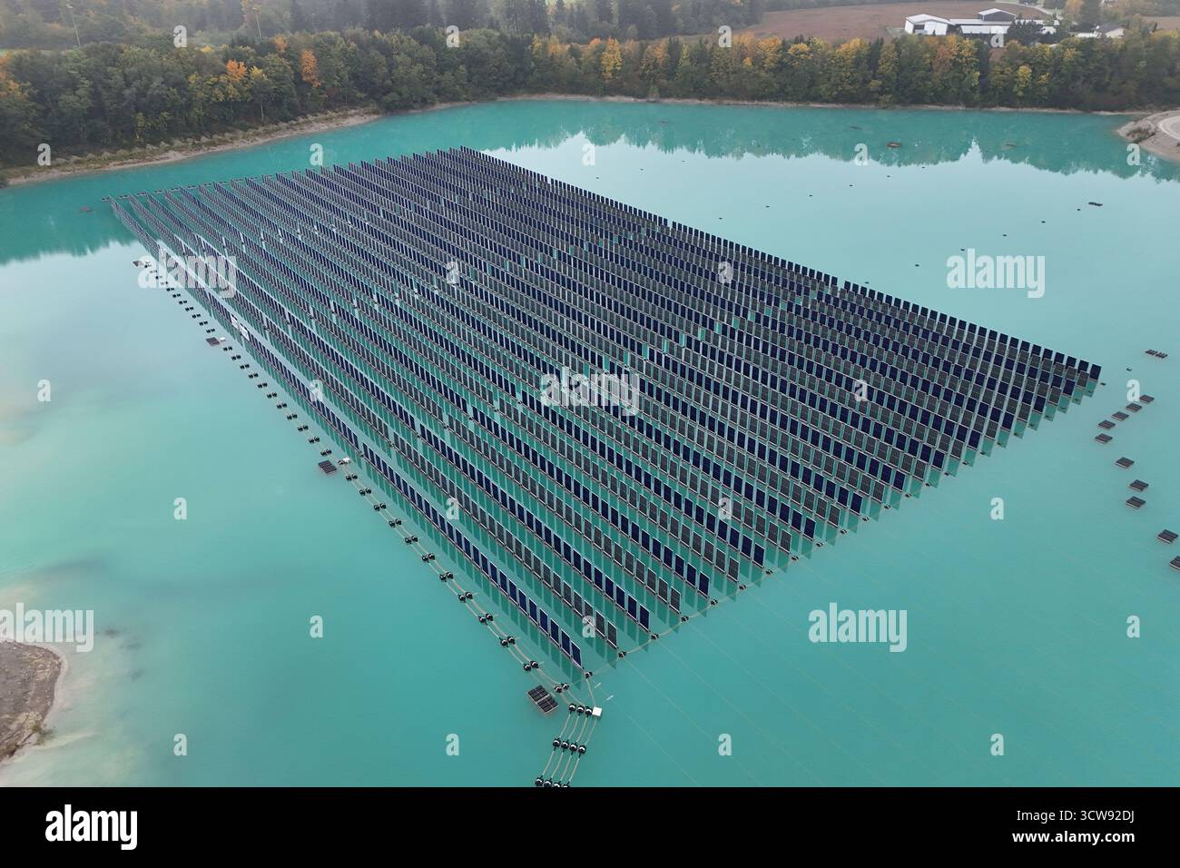 World premiere in Bavaria: Commissioning of the SKipp floating PV ...