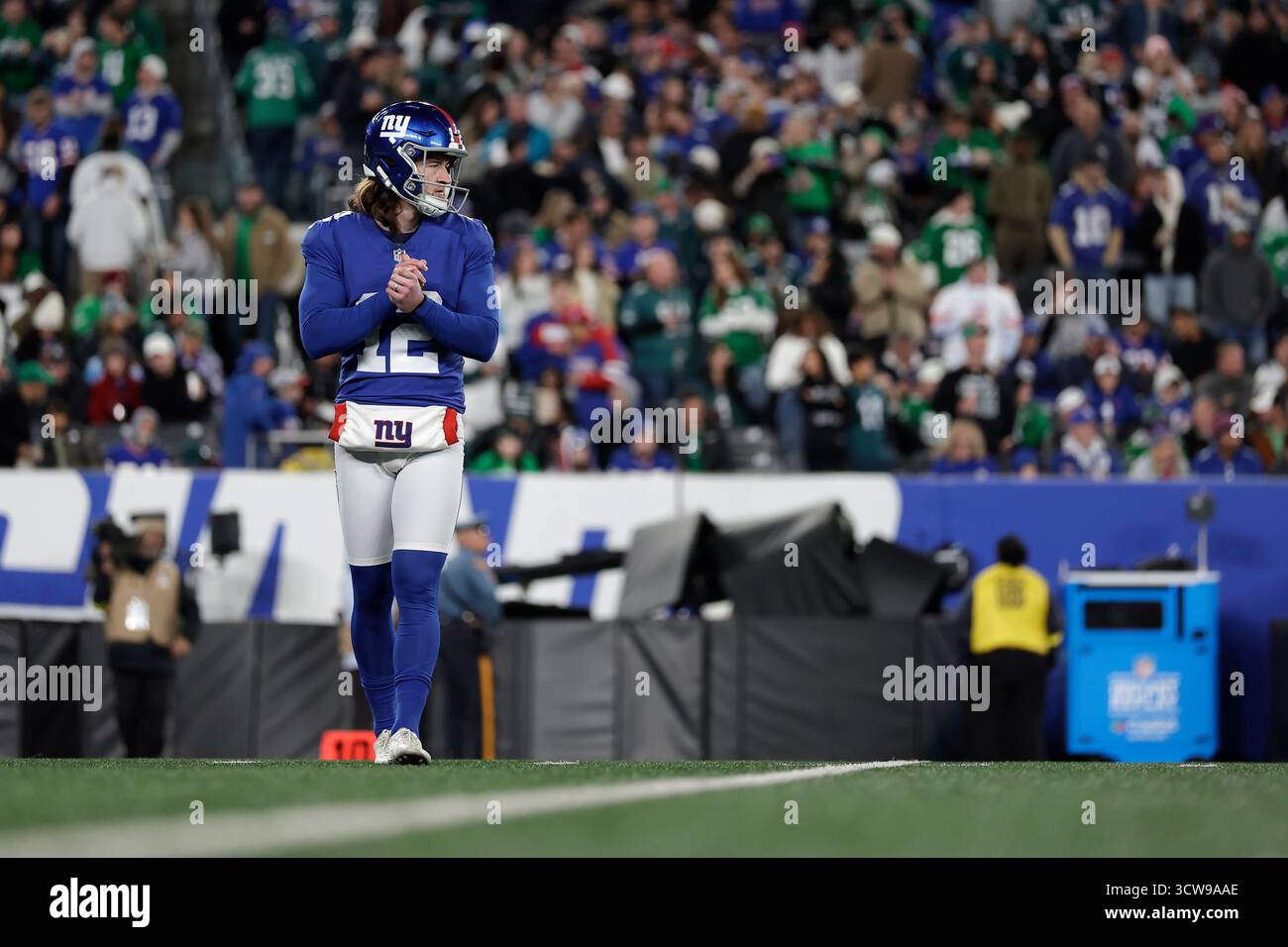 New York Giants punter Jamie Gillan (12) during the first half of an ...