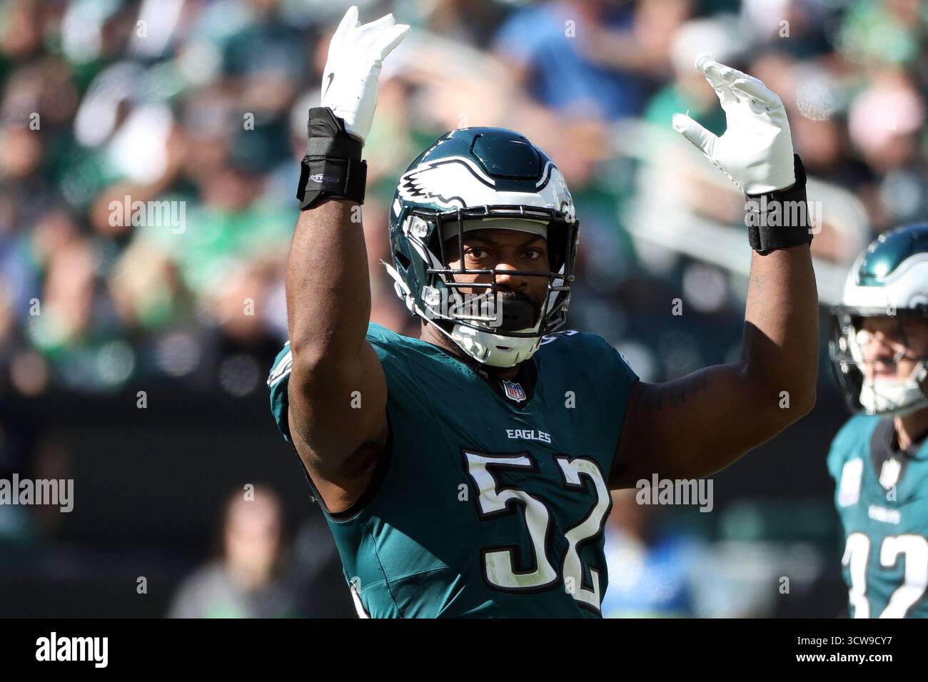 Philadelphia Eagles linebacker Za'Darius Smith (52) celebrates during ...