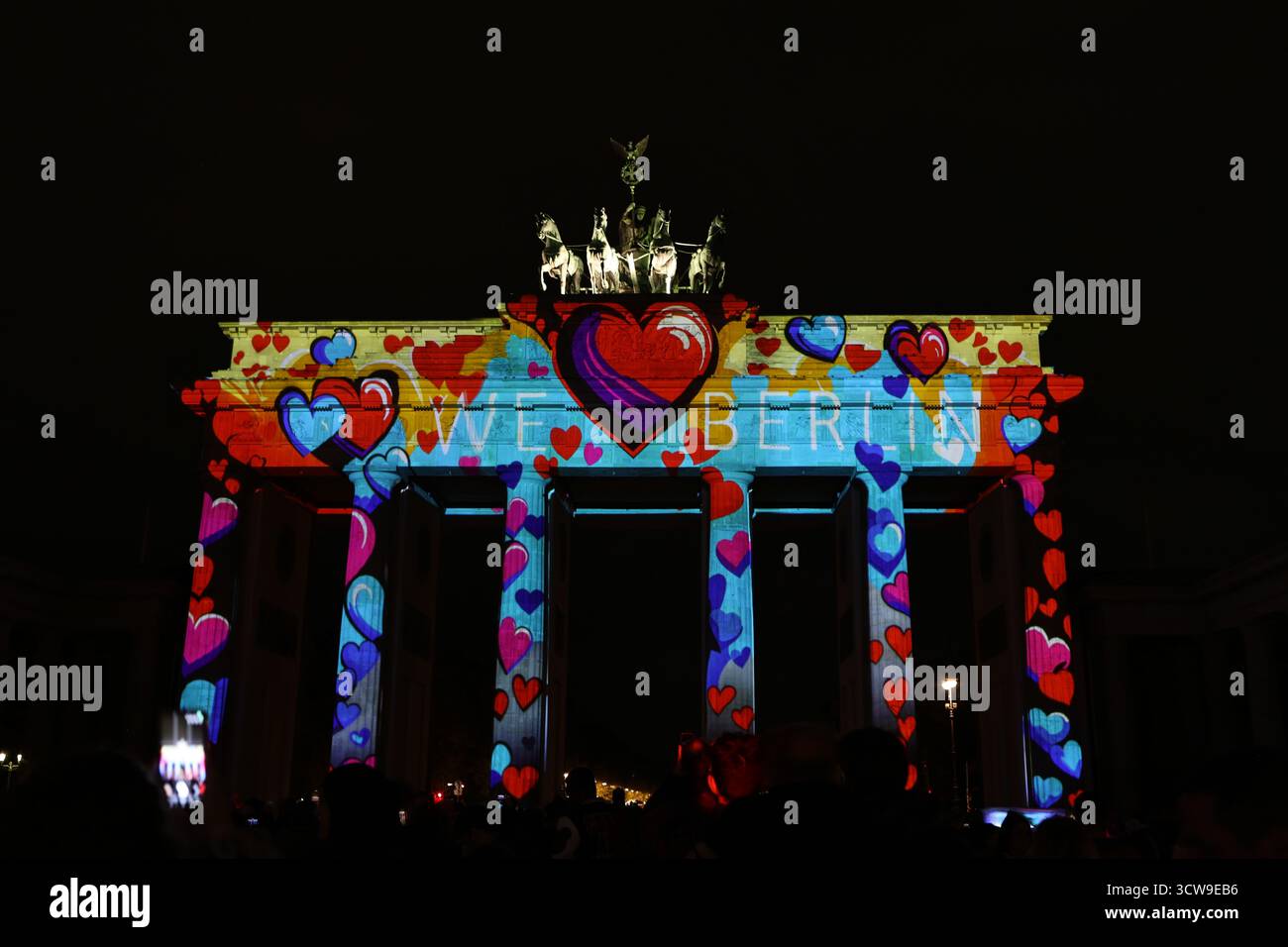 10/09/2025, Berlin, Germany.Illumination at the Brandenburger Tor. The ...