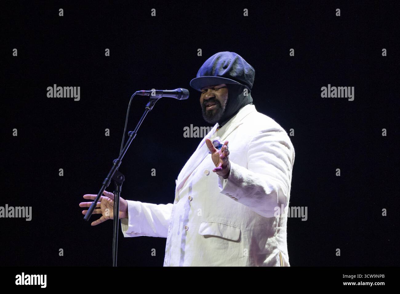 Madrid, Spain. 10th Oct, 2025. American jazz singer Gregory Porter ...