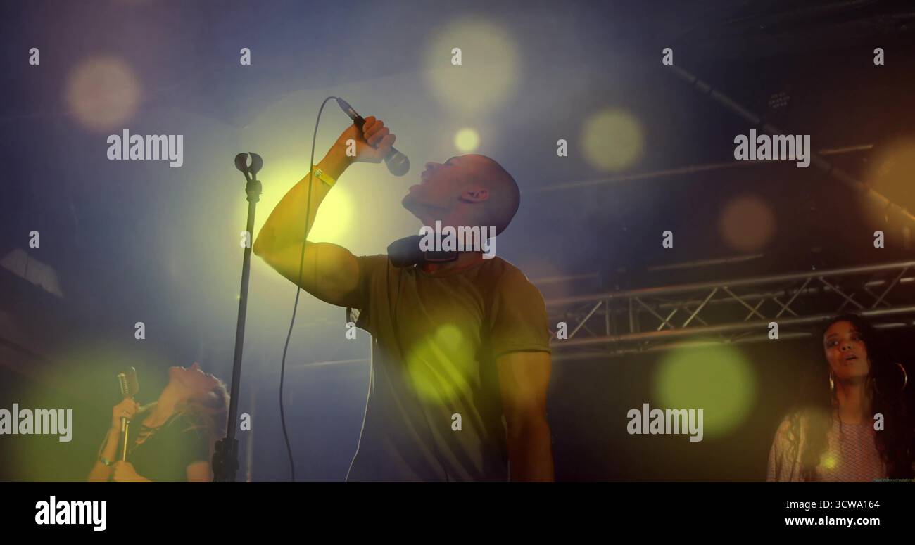Female lead vocalists hi-res stock photography and images - Alamy