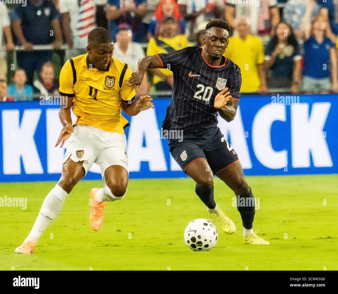 Texas, USA. 10th Oct, 2025. Nathan Harriel (20) of the US Men's Soccer ...
