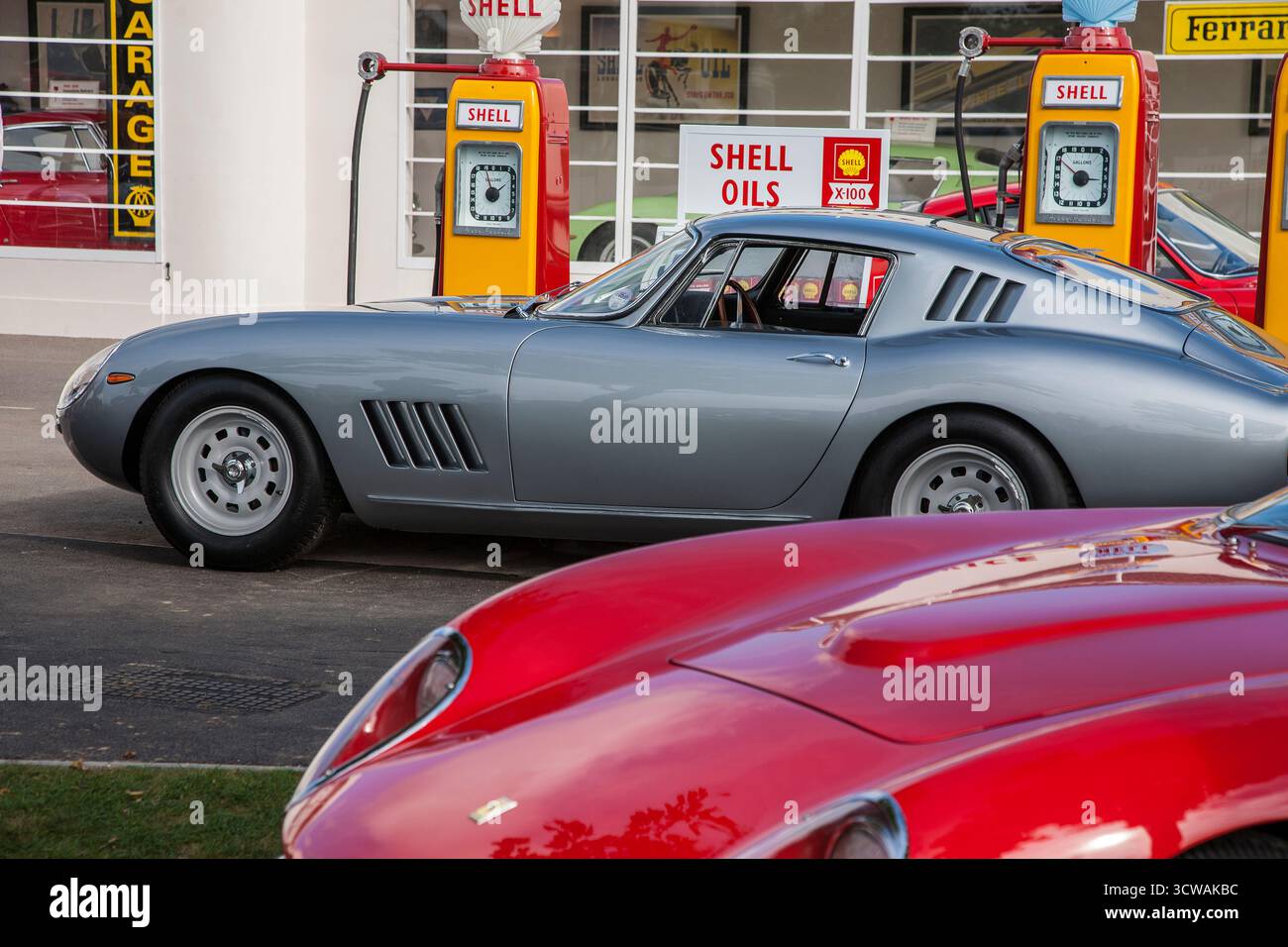 Ferrari's at the Shell Oils Garage Goodwood Revival Goodwood Motor ...