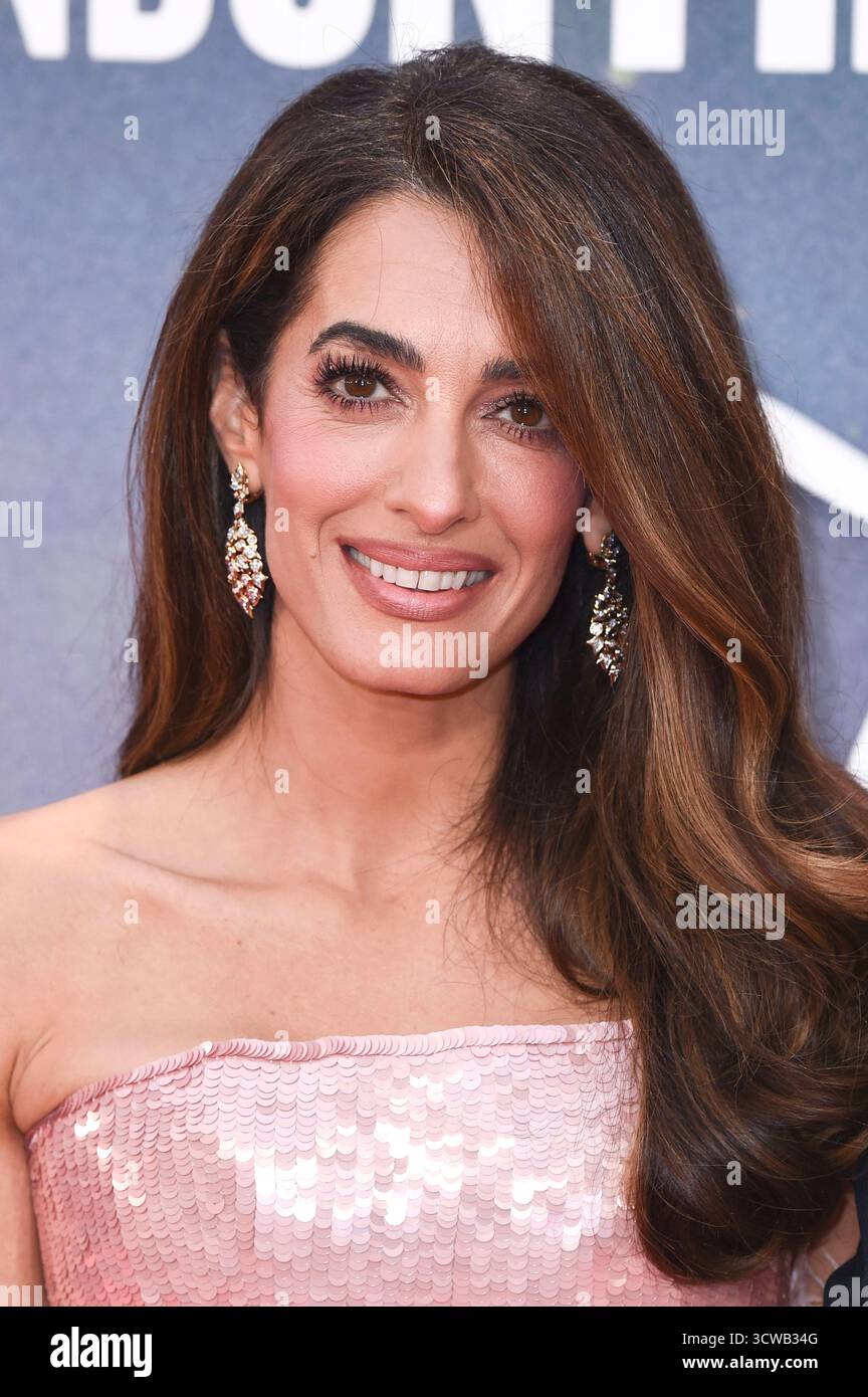 Amal Alamuddin Clooney bei der Premiere des Kinofilms Jay Kelly auf dem ...