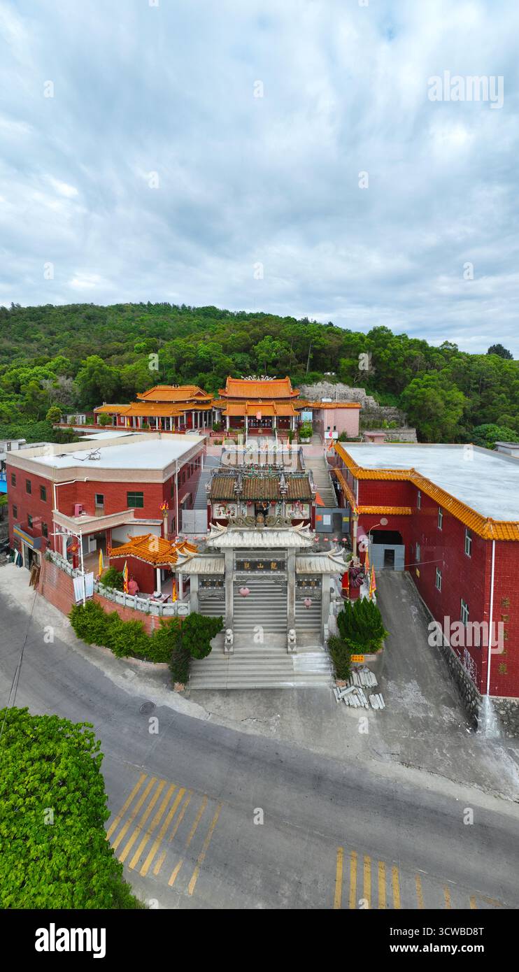 Aerial photography of Longshan Temple in Shuangyue Bay, Daxingshan ...