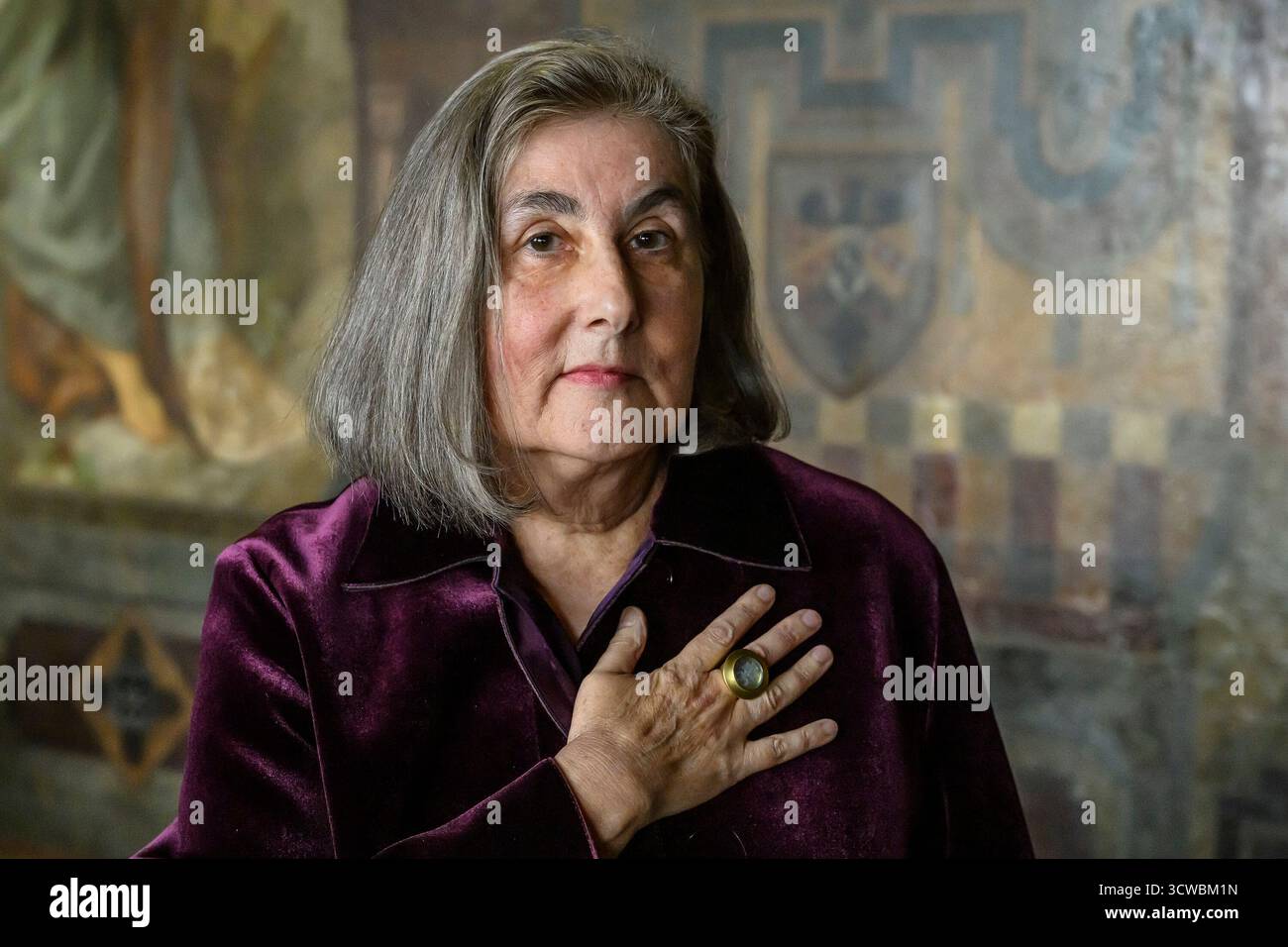 Goslar, Germany. 11th Oct, 2025. Artist Katharina Fritsch shows the ...