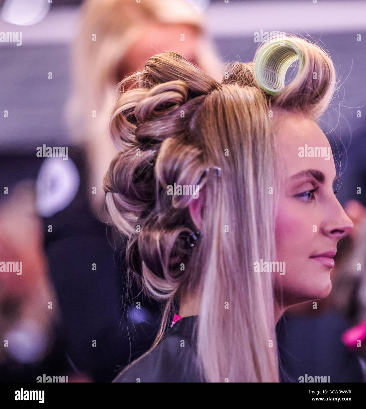 london Excel, UK. 11th Oct, 2025. Salon International the hairdressing ...