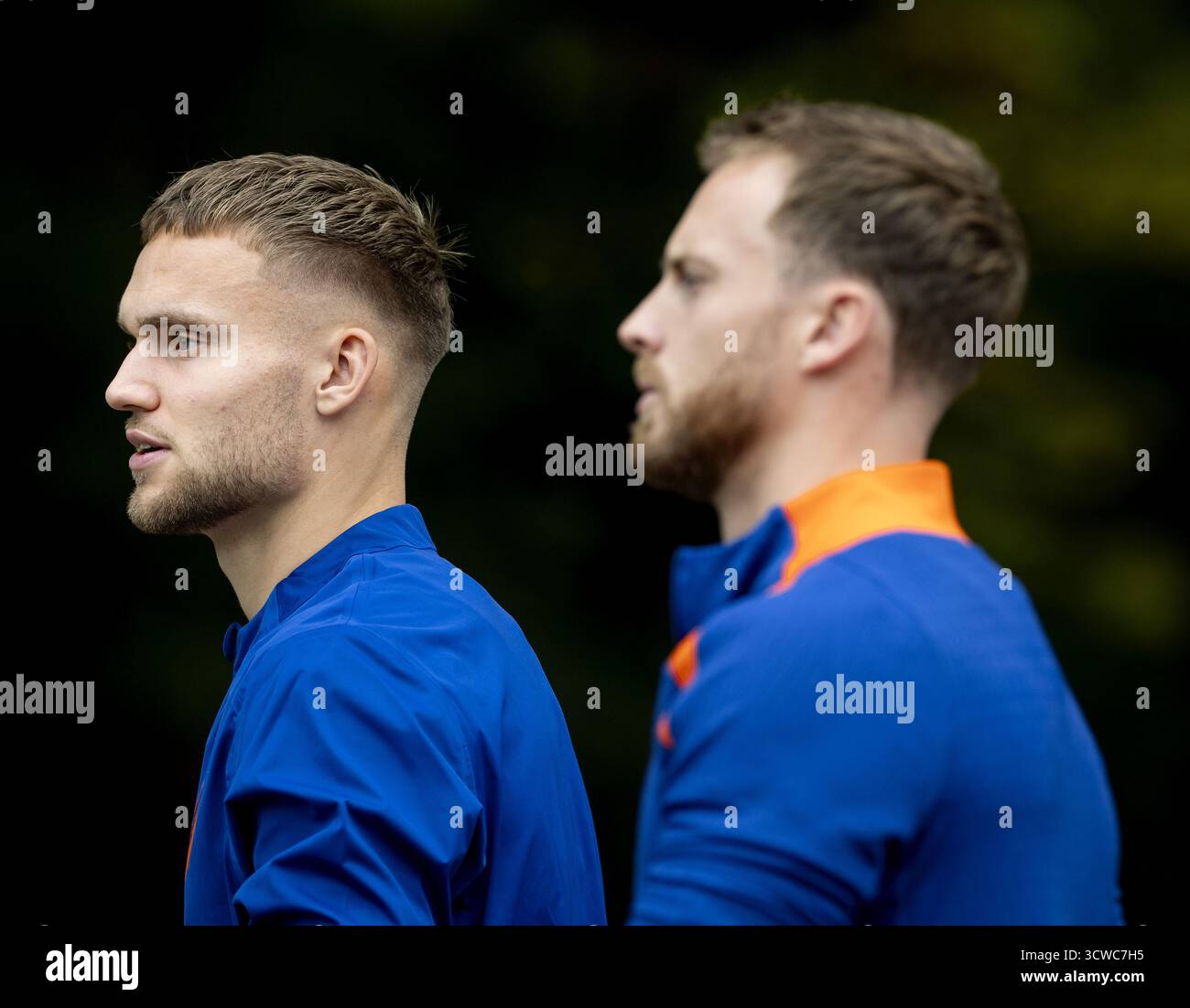 ZEIST - Bart Verbruggen and Mark Flekken during a Dutch national team ...
