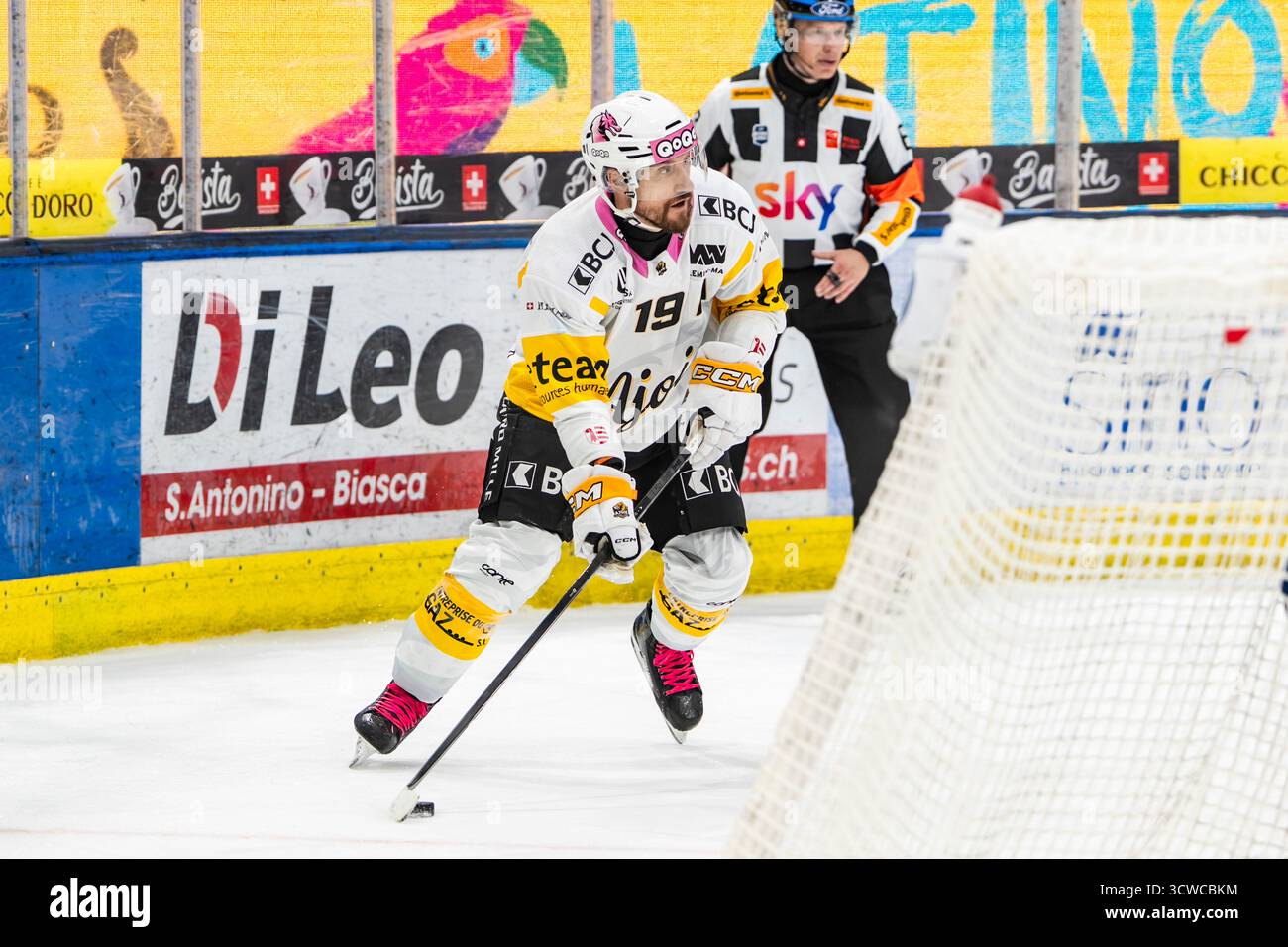 10/10/2025, Ambri, Gottardo Arena, NL: HC Ambri-Piotta - HC Ajoie, #19 ...