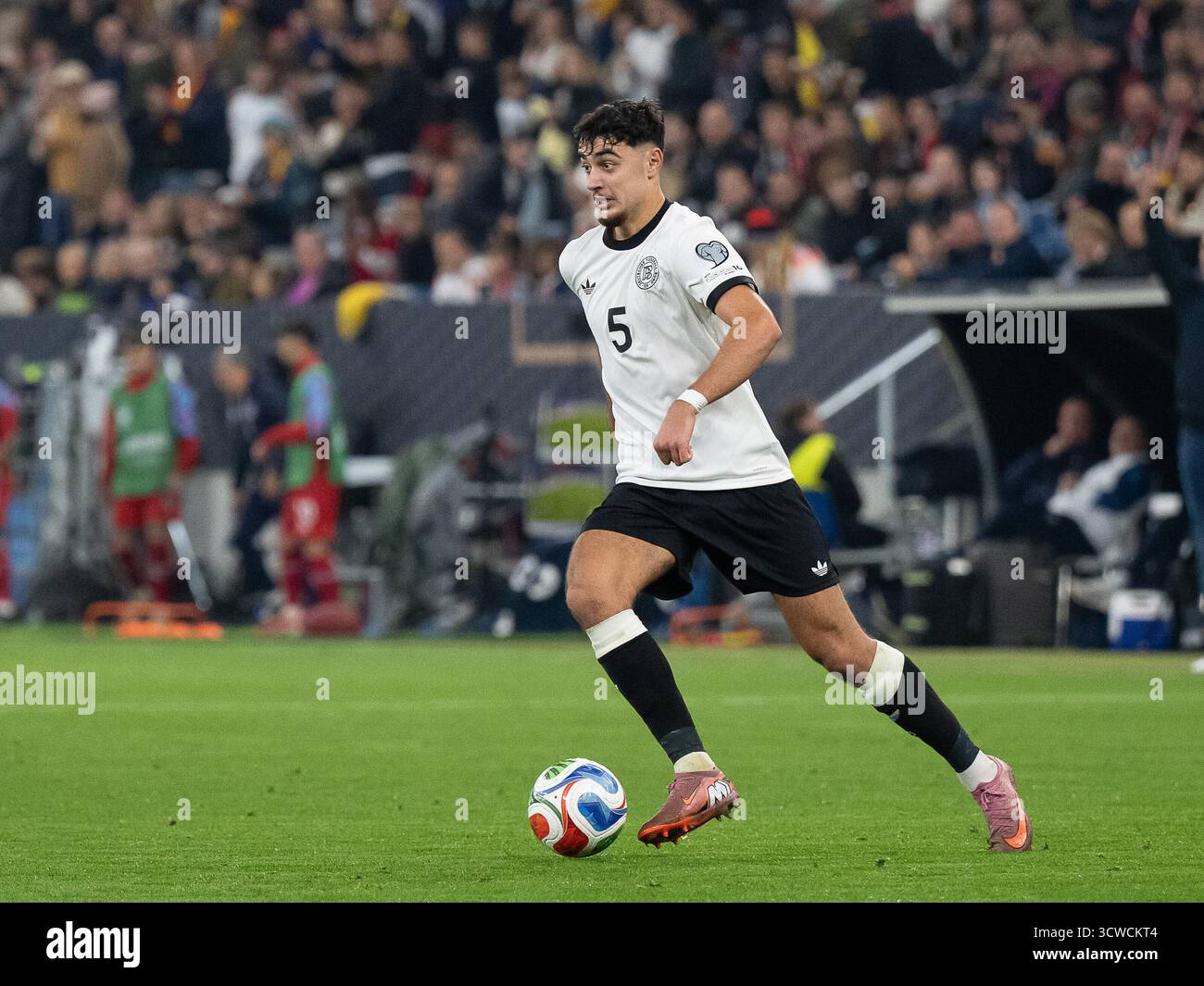 Aleksandar Pavlovic (Deutschland, #05) GER, Deutschland vs. Luxemburg ...
