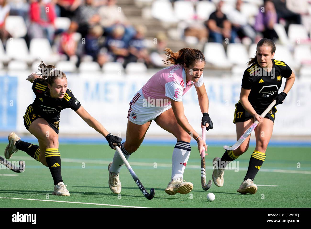 v.li.: Katharina Kiefer (HTHC, 33), Sonja Zimmermann (MHC, 11 ...