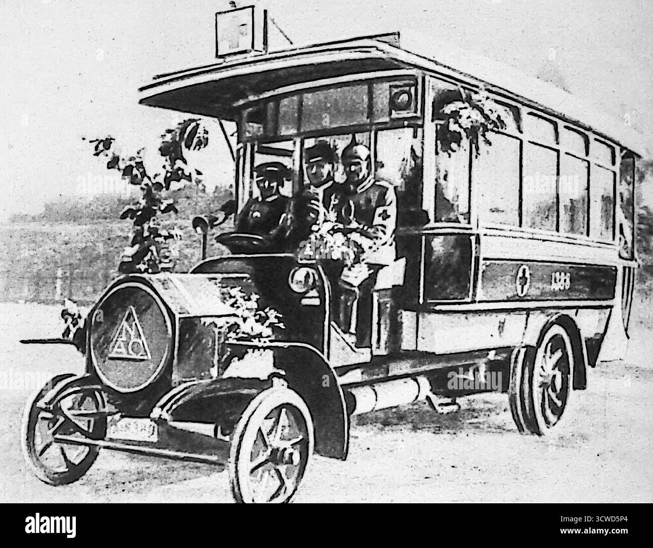 Civilian buses wartime hi-res stock photography and images - Alamy